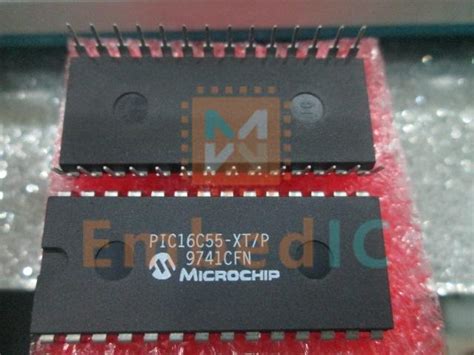PIC C XT P Microchip Bit MCU EmbedIc