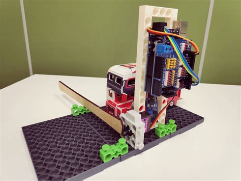 Arduino 機電整合物聯網課程資訊 樂技數位教育桃園程式設計AI人工智慧Arduino機電整合Scratch程式設計Python程式證照