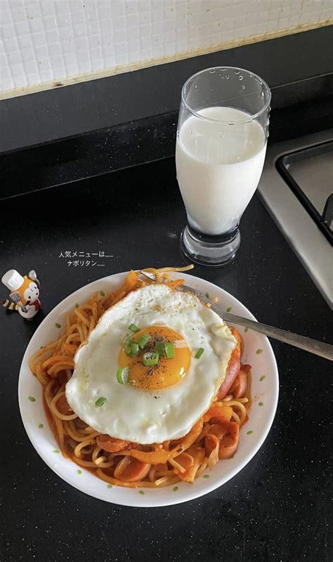 향찍자지 On Twitter Rt Busaneat 🍝 나폴리탄 스파게티 만들기 끓는 물에 면 익히기 양파 마늘 파프리카 소세지 자른 것을 볶는다