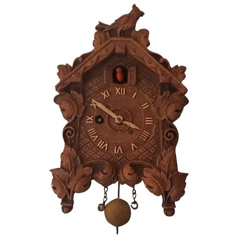 Rare Vintage 1937 Keebler Animated Bobbing Red Bird Pendulette Clock No 312 For Sale On Ruby