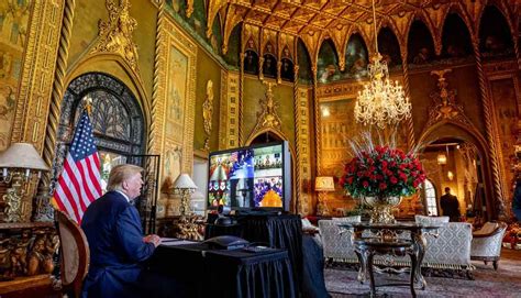 Donald Trumps Mar A Lago House Palm Beach Florida Famous House