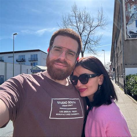 მარიამ წოწკოლაური And ალეშ ლოპეს იაურადოs Wedding Website