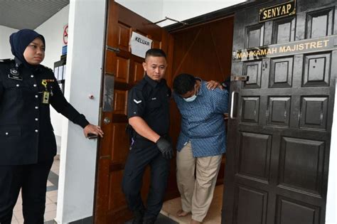 Religious School Teacher Fined Rm12 000 For Conning Two Women Into Sex Porn On Phone The Star