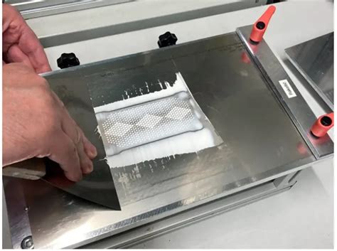 Infineon An2006 02 Apply Thermal Grease In Igbt Modules User Manual