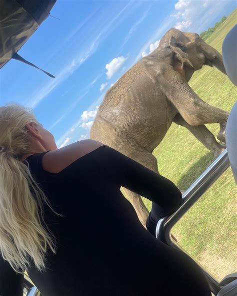 მოგზაურობა შრი ლანკაზე ნანუკა ჟორჟოლიანის ეგზოტიკური არდადეგები