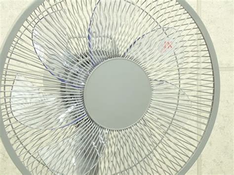 Mt 2022年製 超 店頭展示品 Dcモーター 30cm羽根径 扇風機 入切タイマー リモコン リズム風 El X Sd30 1e 1 Gy