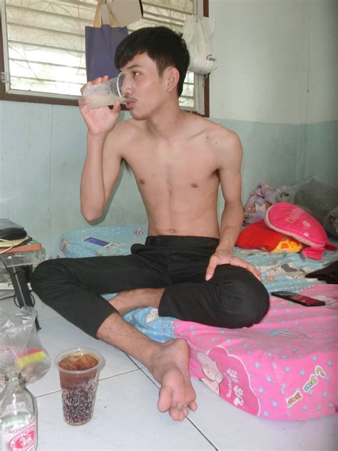 โต้งครับ พ่อแม่ตั้งให้ On Twitter ดูดคับ…