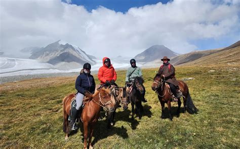 Mongolian Horse Trekking