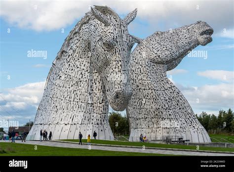 The Kelpies 30 Metre High Horse Head Sculptures Created By Andy