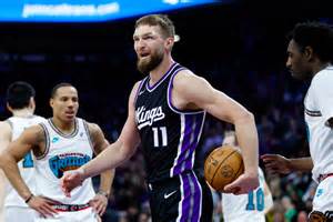 Kings Linked To Former Grizzlies Suns Free Agent Guard To Bolster