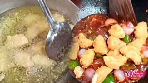 সপ্তমীর দুপুরে জিভে জল আনা রান্না রইল স্বাদে গন্ধে অতুলনীয় এগ চিলি রান্নার রেসিপিtasty And