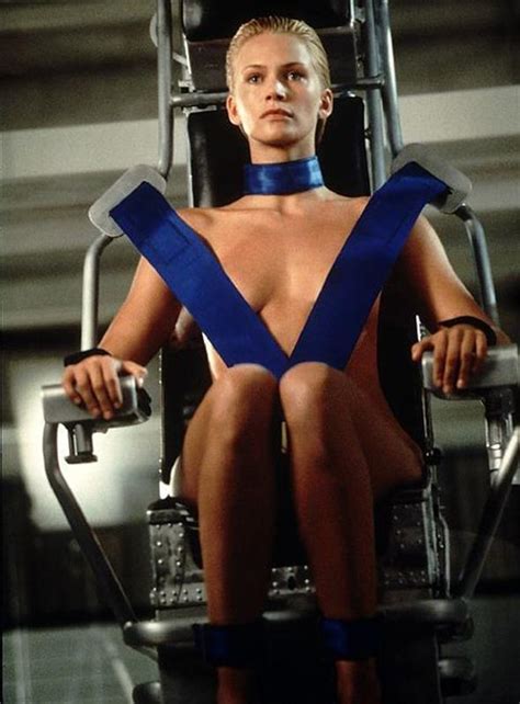 Anne Shows Savannah A New Way To Have Sex Lush Stories