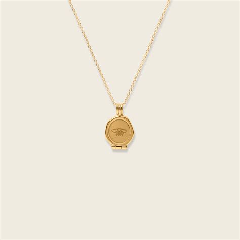 Honey Bee Seal Medaillon Kette