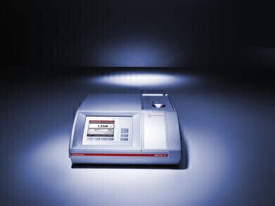 Economic Refractometer For All Refractive Index Measurements Labmate Online