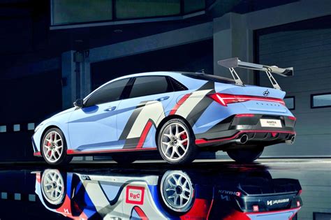 아반떼 N Tcr 에디션 액세서리로 출시