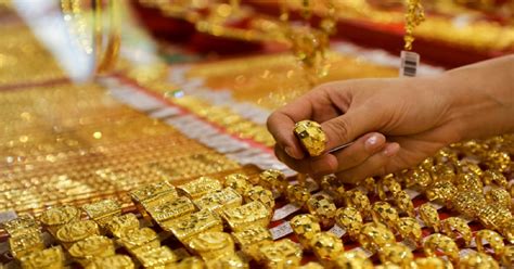 Gold Price In India Decreases For 24 Carat On 14th May