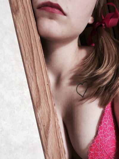 Waiting For Daddy To Come Home I Guess My Own Fin Tumbex