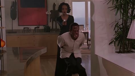 Lynn Whitfield GROIN KNEE Ebony Ballbusting Naked Boobs