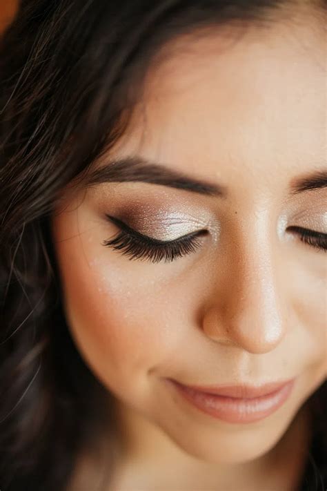 30 Natural Bridesmaid Makeup Looks