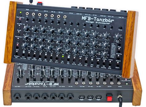 TANZBÄR TechnoSynth Instruments TANZBÄR TechnoSynth Instruments