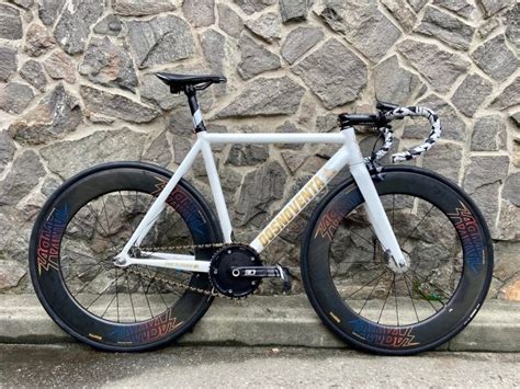 도스노벤타 휴스턴2 트랙 프레임셋 아르마 블레이드8 카본 트랙 휠셋 로터 3d24 트랙 크랭크셋 Zipp 시마노프로 컴포넌트