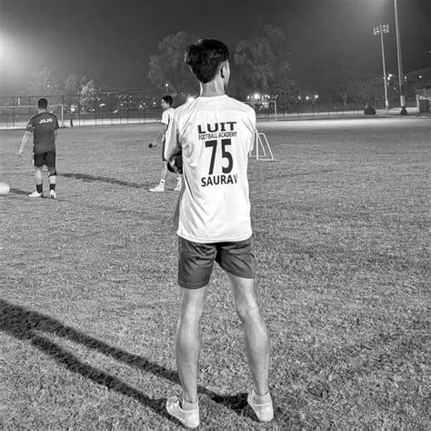 𝐒ᴀᴜʀᴀᴠ 🐾 Saurav Kalita • Threads Say More