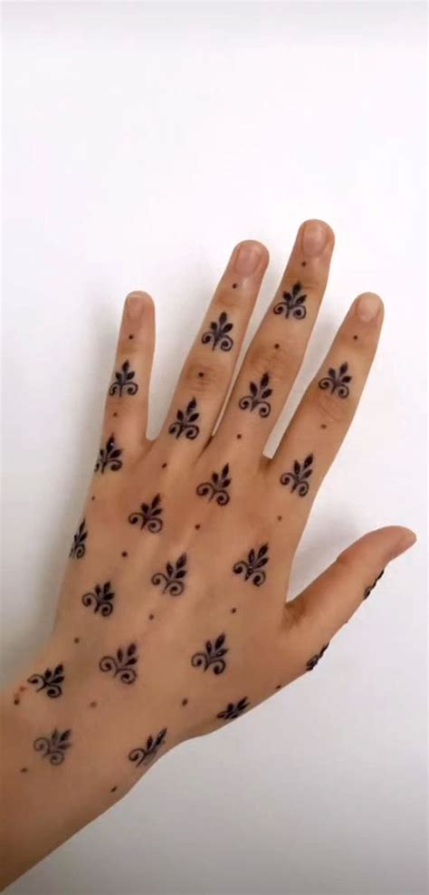 70 Minimal Henna Designs Simple Design I Take You Uk
