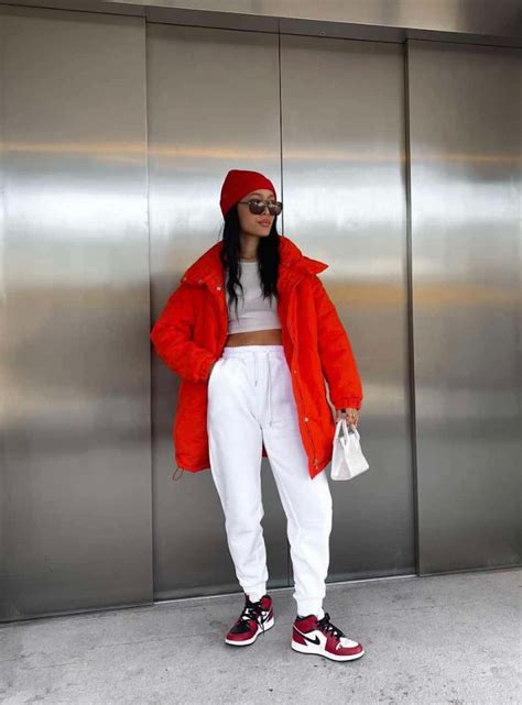 [200 ] Baddie Pictures