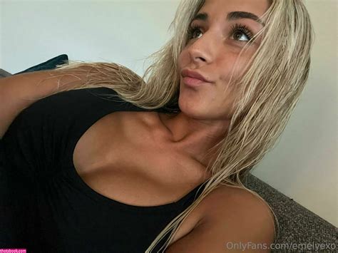 Emelyexo Emelyeender Nude Onlyfans Photos Leaknudes