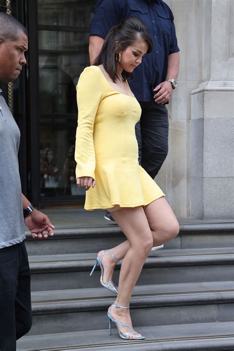 Selena Gomez Sexy Legs And Boobs Hot Celebs Home