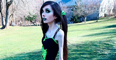 Eugenia Cooney La Youtuber Que Causa Preocupación Por Su Delgadez Extrema
