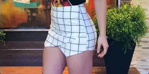 Ana Cecy González culona en sexy minifalda de cuadros HD Tnaflix com