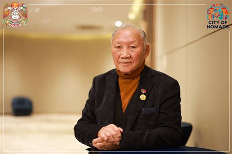 Хотын бүтээн байгуулалтад үнэтэй хувь нэмэр оруулсан ахмадуудад хүндэтгэл үзүүллээ Hunnu Mn