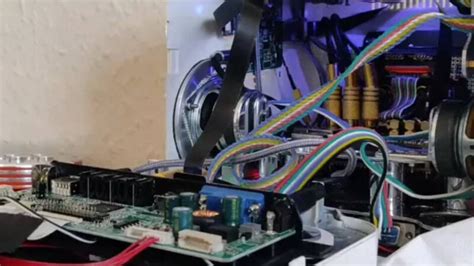 Raspberry Pi Turns An Old Crt Into Something Spectacular