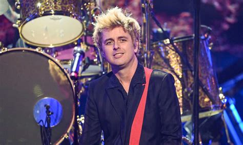 Billie Joe Armstrong Is F King Cool With Being A Bisexual Icon