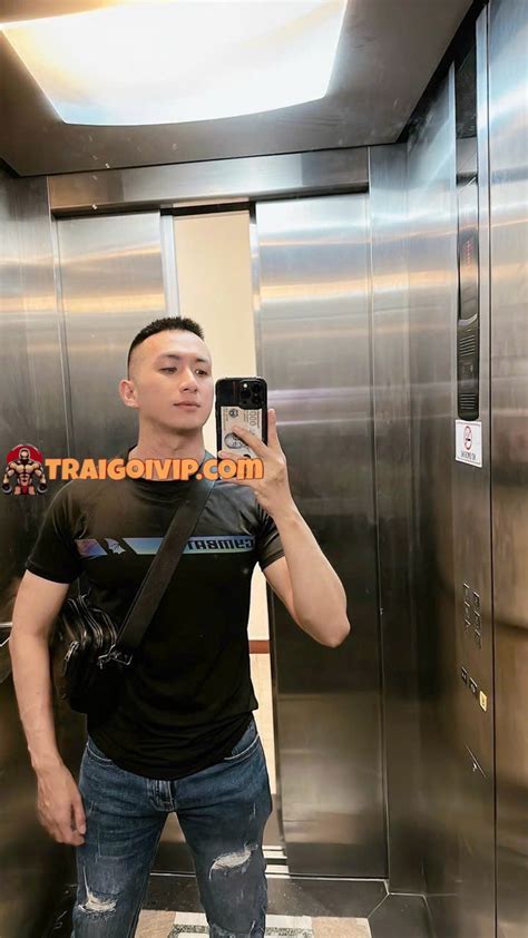 Traigoivip Com Boy Gym Nh Body C N I Ngoan Hi N Chi U Kh Ch Ph C V T N T Nh