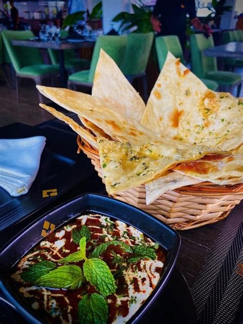 Luxury Day Outing Viluxey City Hotel At Maharagama Wathupiti Lk