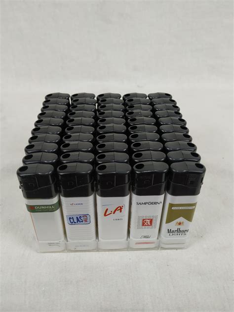 Korek Api Gas Magnet 1 Box Isi 50 Pc Korek Api Mancis Lazada Indonesia