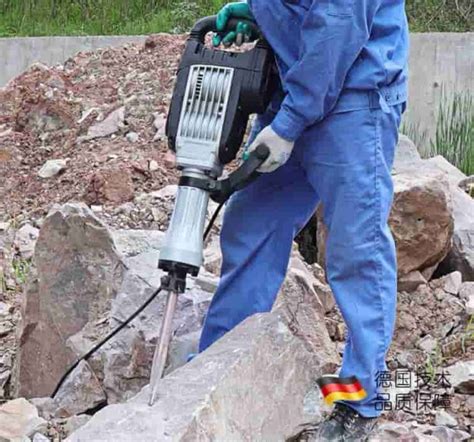 Flat Chisel Vs Point Chisel 5 Major Differences To Help You Decide