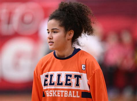 Ellets Caitlyn Holmes And Loudonvilles Corri Vermilya Put On A Show Ellet Defeats Loudonville