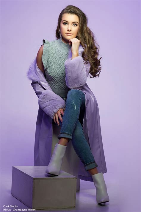 Peyton W New View Modeling