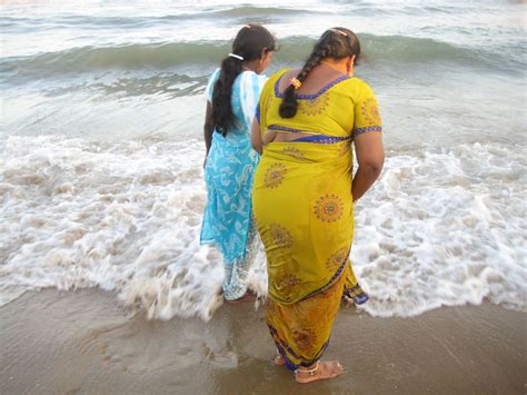 WOW MOTI AUNTIES FAT SAREE GAAND Chabadlesbiansgirl