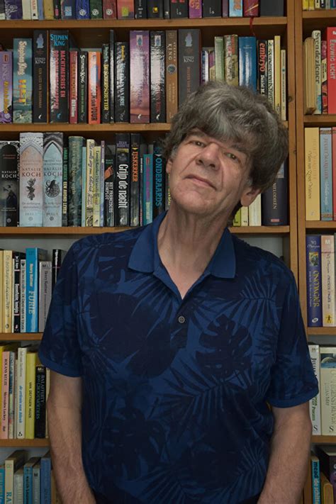 Reuel Schrijver Van Erotische Verhalen En Romans Reuel