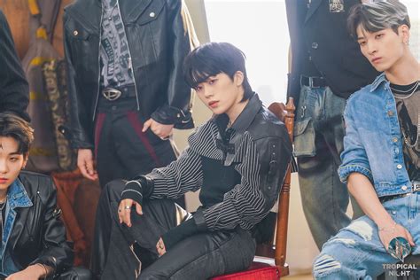 202230405 Jo1 Official Tropical Night Jacket Shooting Behind Photos