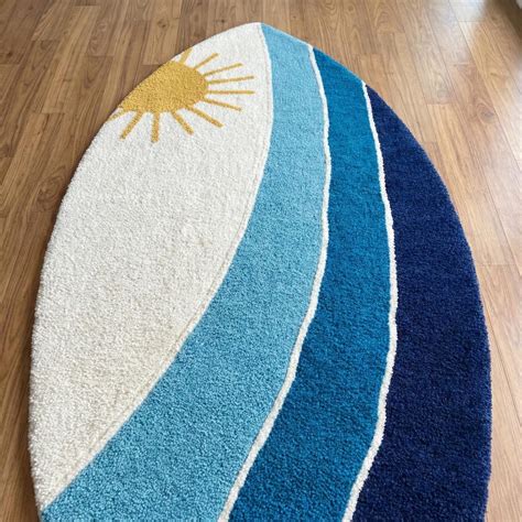 Hand Tufted Surfboard Shape Rug Coastal Sun And Wave Wool Area Rug