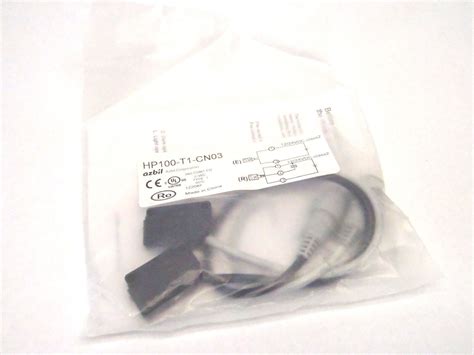 Azbil Yamatake Hp100 T1 Cn03 Photoelectric Sensor Set