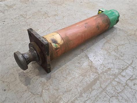 Outrigger Cylinders Ppm 480 Att Outrigger Cylinder Ucm Holland