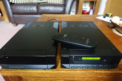 Cyrus Cd7 Cd Player With Matching Cyrus Psx R Power Supply £363 72