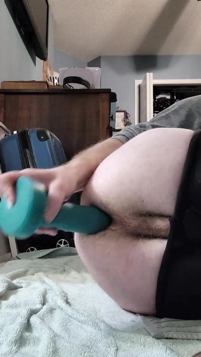 Thrilling Moment From Gaped Prolapsed Filled By Hankeys Toys Long Snake