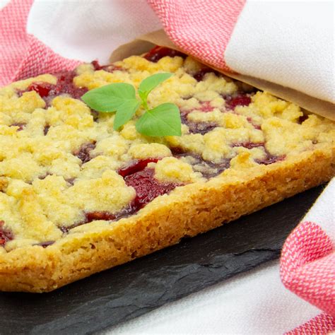 Raspberry Crumb Bars Raspberry Crumb Bars
